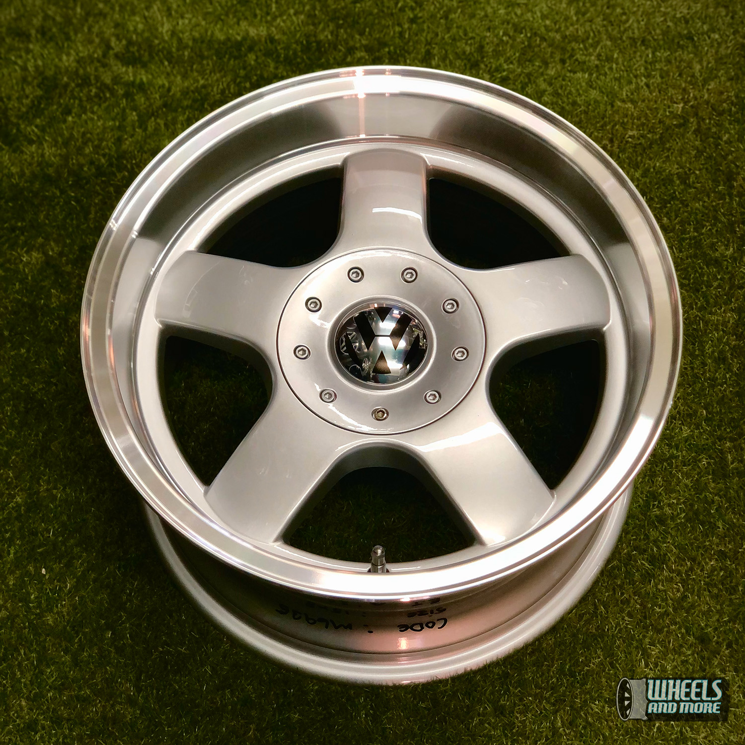 15 VW POLO 9N SMML 9/100 8J ET20 | Wheels & More